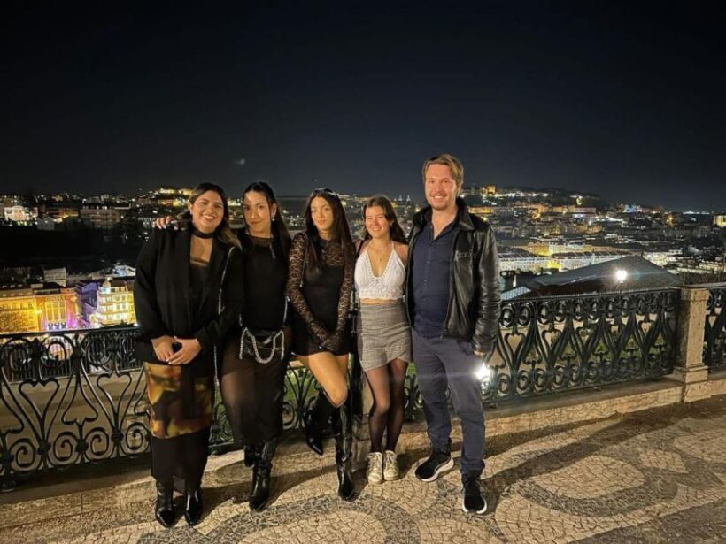 Lisbon Pub-crawl: 1h of open bar, Shots and VIP Club Entry - Key Points
