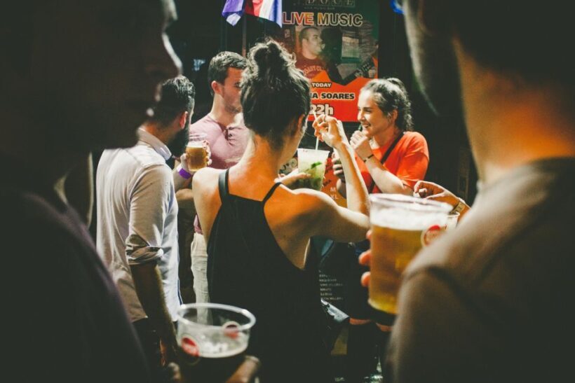 Lisbon: Pub Crawl with Open Bar and VIP Club Entry - What the Tour Offers: A Practical Breakdown