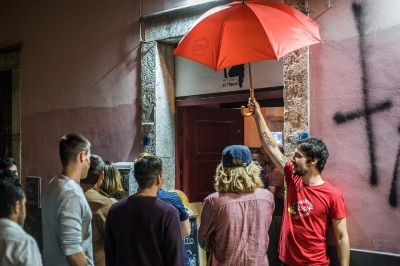 Lisbon: Pub Crawl with Open Bar and VIP Club Entry - FAQs
