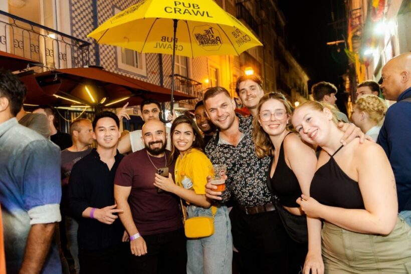 Lisbon: Pub Crawl with Open Bar, Shots & VIP Club Entry - The Sum Up