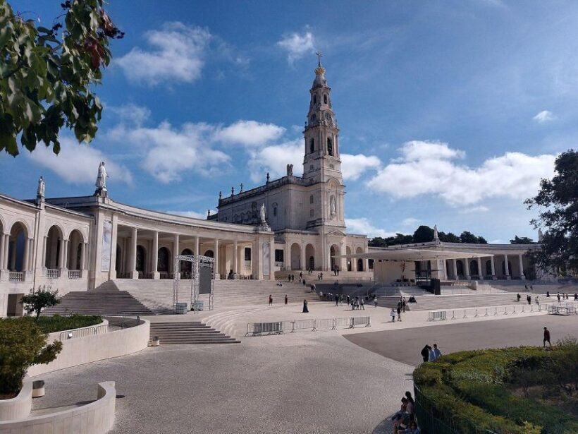 Lisbon: Rent a Private Car with Driver & Plan Your Tour. - Timing and Flexibility