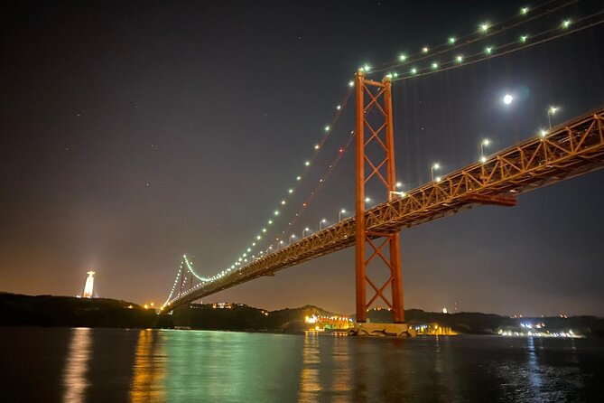 Lisbon Sailing Tour by Night - The Value of a Nighttime Lisbon Cruise