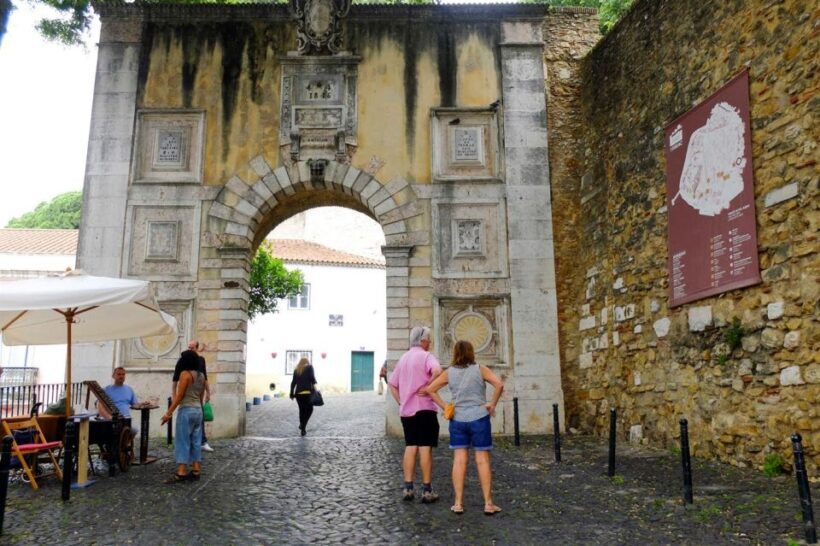 Lisbon: Saint George's Castle Entry Ticket and Guided Visit - Authentic Experiences from Fellow Travelers