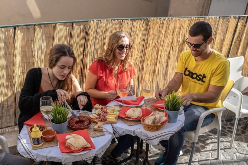 Lisbon: Segway Food Tour of Alfama and Old Town Lisbon - An In-Depth Look at the Experience