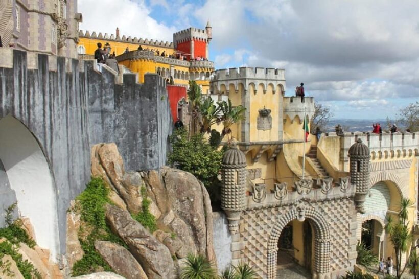 Lisbon: Sintra, Monserrate Palace, and Pena Palace Day Trip - An Authentic Day in Sintra: What to Expect