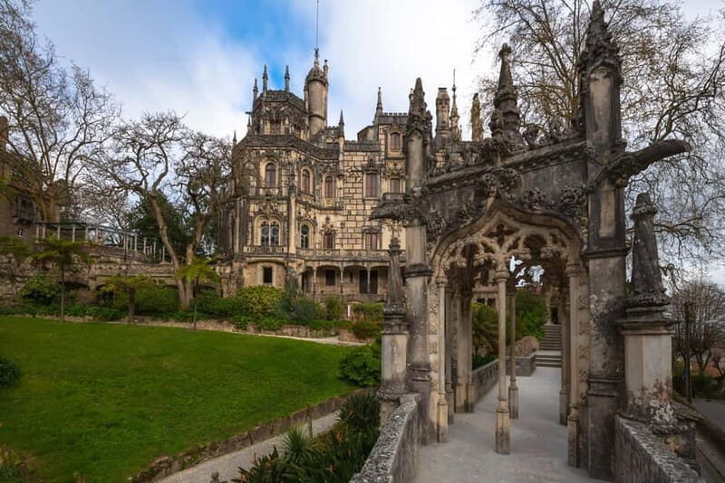 Lisbon: Sintra private Day Tour - FAQ