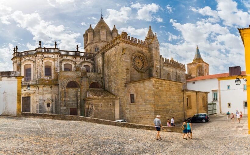 Lisbon: Small-group Évora Historical and Alentejo Wine Tour - Key Points