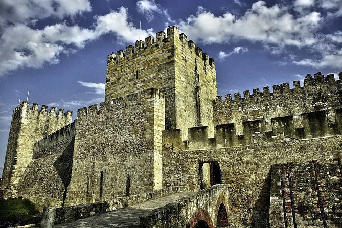 Lisbon Small-Group Sightseeing City Tour with Transportation - The Sum Up