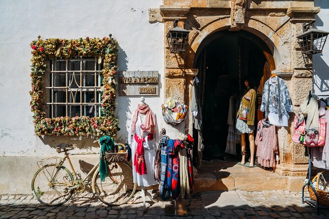 Lisbon Small Group Tour from Fatima, Obidos, Nazare and Batalha - FAQs