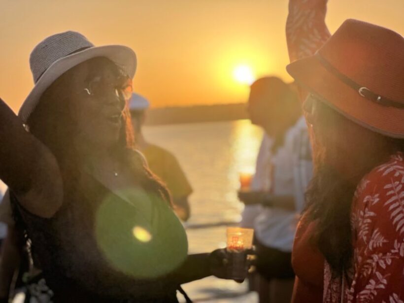 Lisbon: Splash Boat Party the only all inclusive party + SUP - The Overall Value