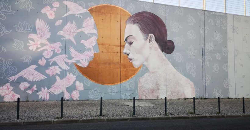Lisbon: Street Art Tuk Tuk Tour - A Closer Look at the Experience