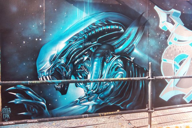 Lisbon Street Art Walk - Meet Your Guide: Knowledge and Storytelling