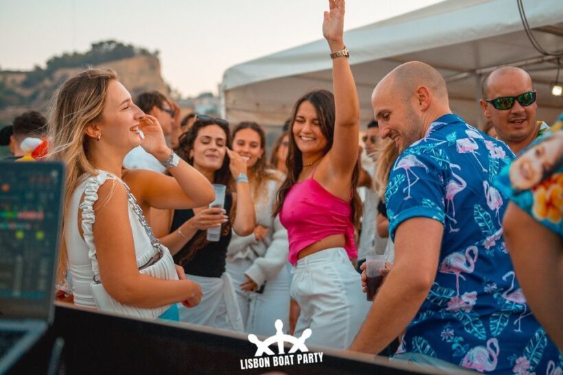 Lisbon: Sunset Boat Party with 2 Drinks and Free Club Entry - The Sum Up