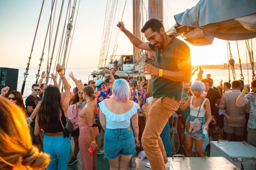 Lisbon: Sunset Boat Party with Live DJ and Night Club Entry - An Honest Look at the Lisbon Sunset Boat Party Experience