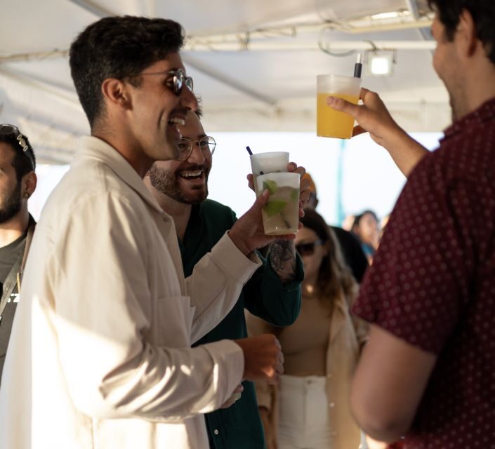 Lisbon: Sunset Boat Tour with Music and Drinks - The Scenic Sunset