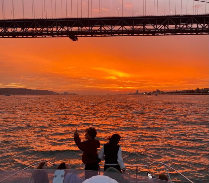 Lisbon: Sunset Boat Tour with Wine - The Value of a 2-Hour Sunset Cruise