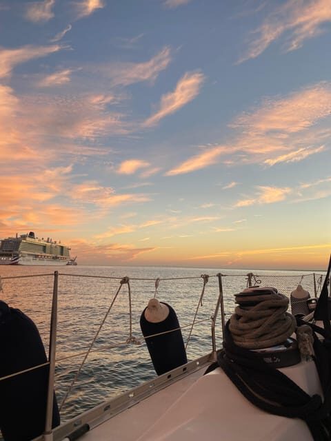Lisbon: Sunset boat tour with wine - Authenticity and Customer Feedback