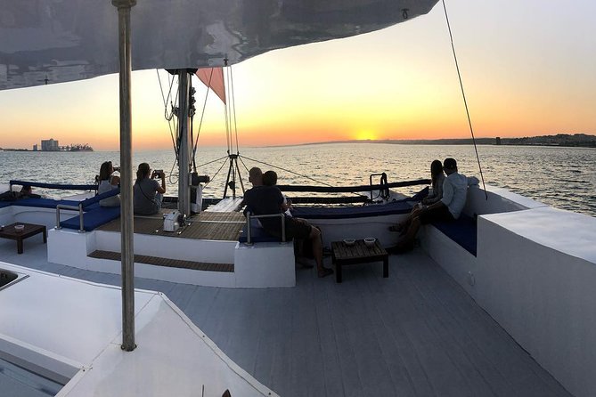Lisbon Sunset Catamaran Cruise on the Tagus River - Customer Feedback and Ratings
