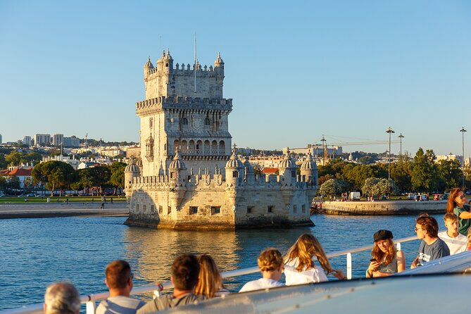 Lisbon Sunset Cruise With Wine and Snacks - Customer Reviews and Feedback