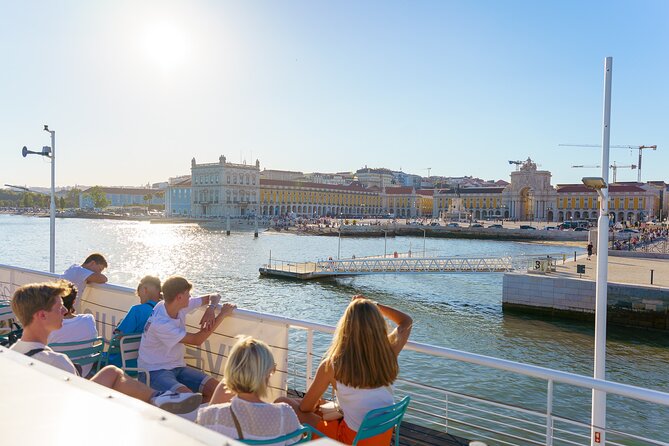 Lisbon Sunset Cruise With Wine and Snacks - Tips for Enjoying the Sunset Cruise