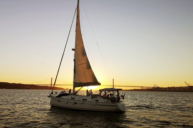 Lisbon Sunset Sailing Cruise with a Drink-2h Small Group Tour - The Experience in Detail