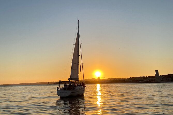 Lisbon Sunset Sailing Experience With Drinks - Vessel and Crew Details