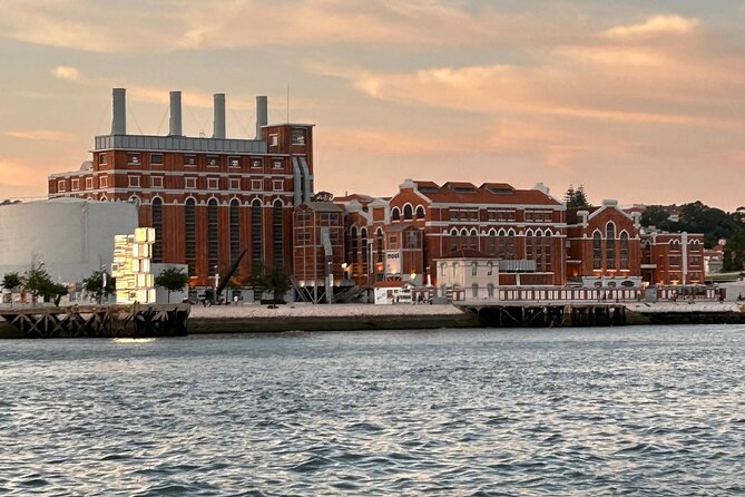 Lisbon: Sunset Sailing with Local Wine & Stunning Views - Authentic Experiences & Traveller Feedback