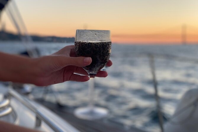 Lisbon: Sunset Sailing with Local Wine & Stunning Views - Practical Tips for Booking & Enjoying