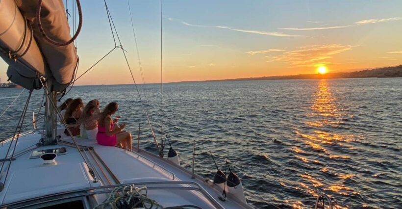 Lisbon: Tagus River Sailboat City Cruise - Lisbon: Tagus River Sailboat City Cruise — A Genuine Look
