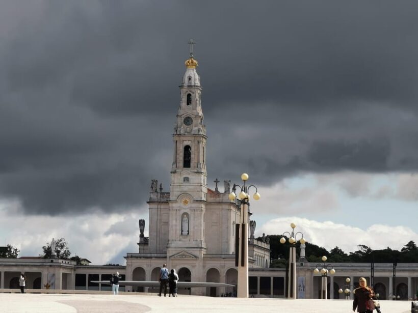 Lisbon to Fatima Nazaré and Óbidos Private Full Day Tour - Who Will Love This Tour?