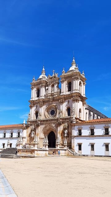 Lisbon: to Porto or vice versa Day Tour with up to 3 stops - Why This Tour Offers Good Value