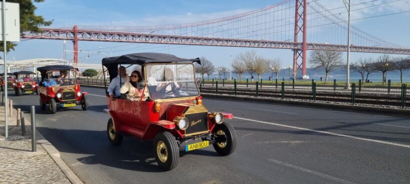 Lisbon: Tour on board a Classic Tuk - Key Points