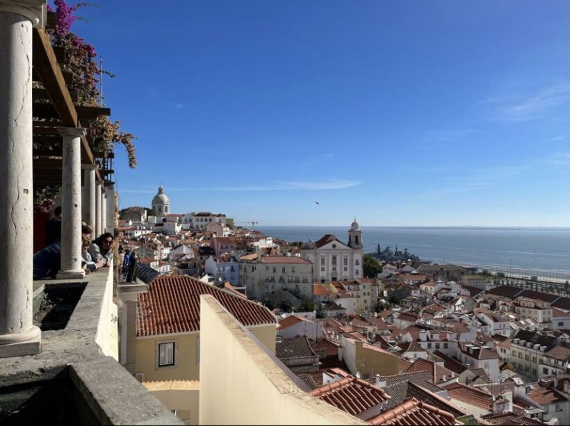 Lisbon Tuktuk Old-town Sightseeing Tour - A Balanced View: Pros and Cons