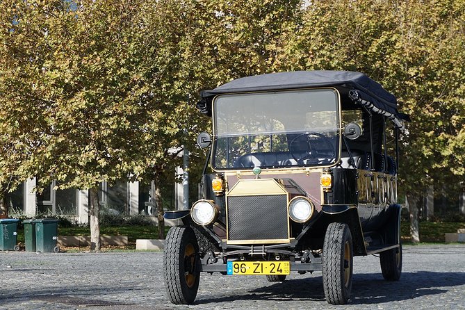 Lisbon Vintage Tuk Tuk Private Tour: Lisboa & Belém with pickup - Why This Tour Works for Different Travelers