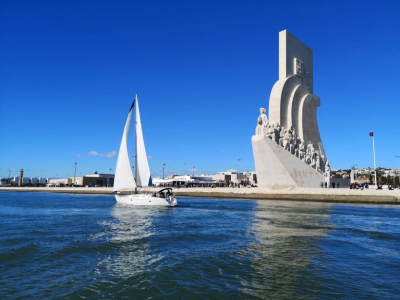 Lisbon: Yacht Sailing Tour With Portuguese Wine and History - Analyzing the Cost and Value