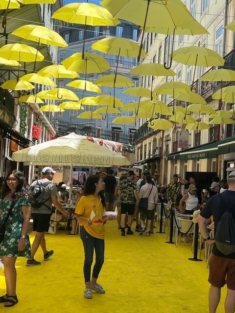 Lisbon:4-HOUR Guided Tuk Tuk Tour Old Town City Center Belem - The Value of the Experience