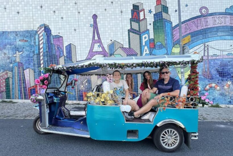 Lisbon:4-HOUR Guided Tuk Tuk Tour Old Town City Center Belem - FAQ
