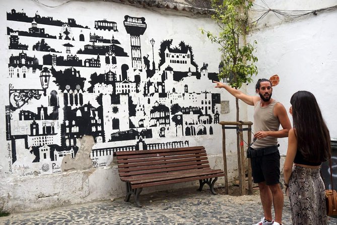 Lisbon's Kickstart Tour with a Local - Ending with Ginjinha