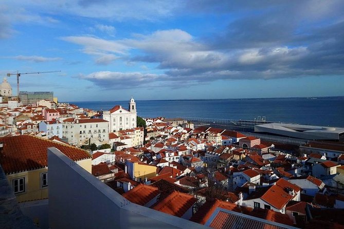 Lisbon's Kickstart Tour with a Local - Who Should Join?