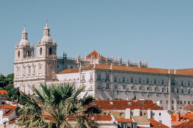 Lisbon's Old Town Private Tuk Tuk Tour (1 Hour and 30 Minutes) - Key Points
