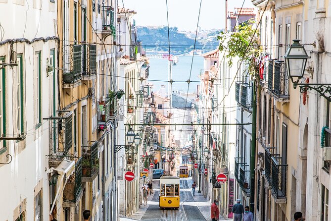 Lisbon's Old Town Private Tuk Tuk Tour (1 Hour and 30 Minutes) - Authentic Experiences and Traveler Insights