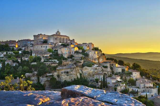 L'Isle-sur-la-Sorgue and Gordes Hidden Treasures of Provence - Key Points
