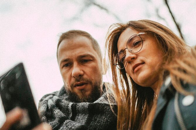 Live guide tour via WhatsApp - Vilnius Ghetto - Content and Features: What Sets This Tour Apart?