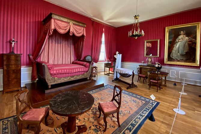 Live Guided Chenonceau, Chambord, Amboise Castles trip from Paris - The Value of the Price