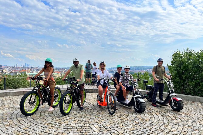 Live-Guided e-Scooter Tour of the Old Town of Prague, 60 min - Who Should Book This Tour?