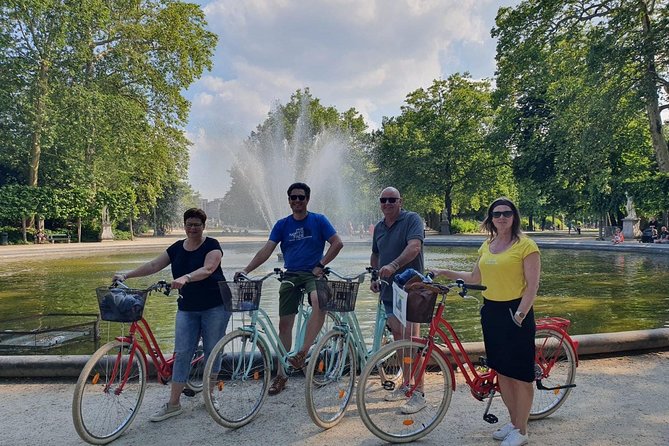 Lively Brussels Highlights Bike Tour DUTCH - Tour Details En Toegankelijkheid