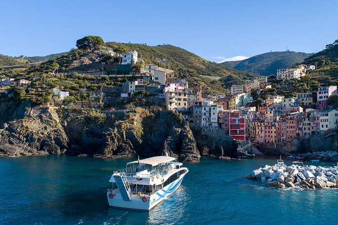 Livorno Port to Cinque Terre and Pisa leaning Tower: Roundtrip - Transport and Logistics: What Makes It Work?