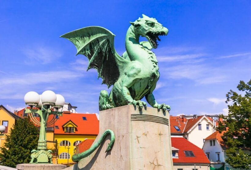 Ljubljana: 2.5h walking tour with local guide - FAQ