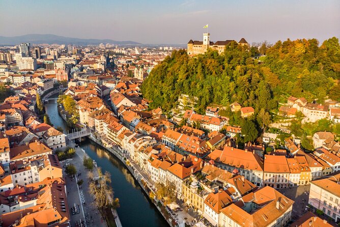 Ljubljana: 2.5h Walking Tour With Local Guide - Key Points