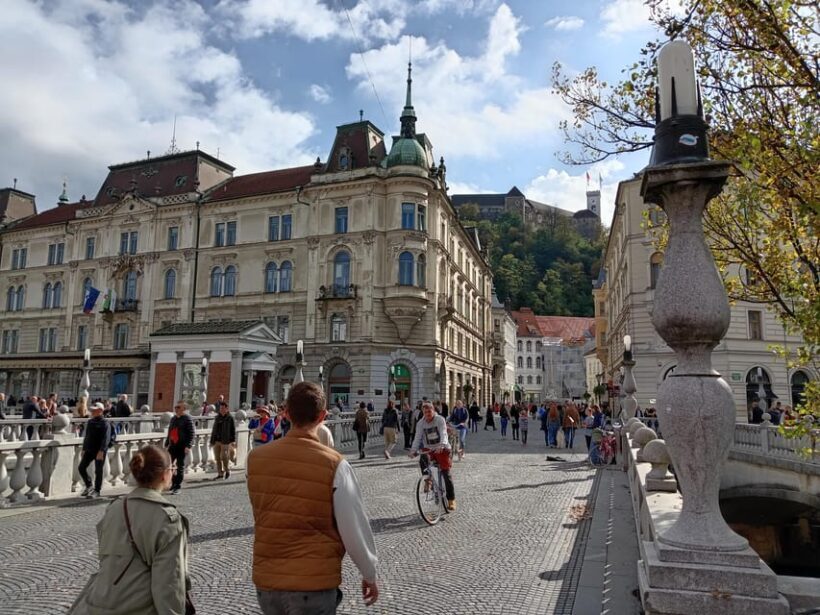 Ljubljana: City Center Walking Tour History Experience - FAQ